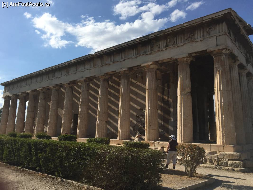 PIREU - harta turistica si rutiera - drumuri, imagini satelit ...